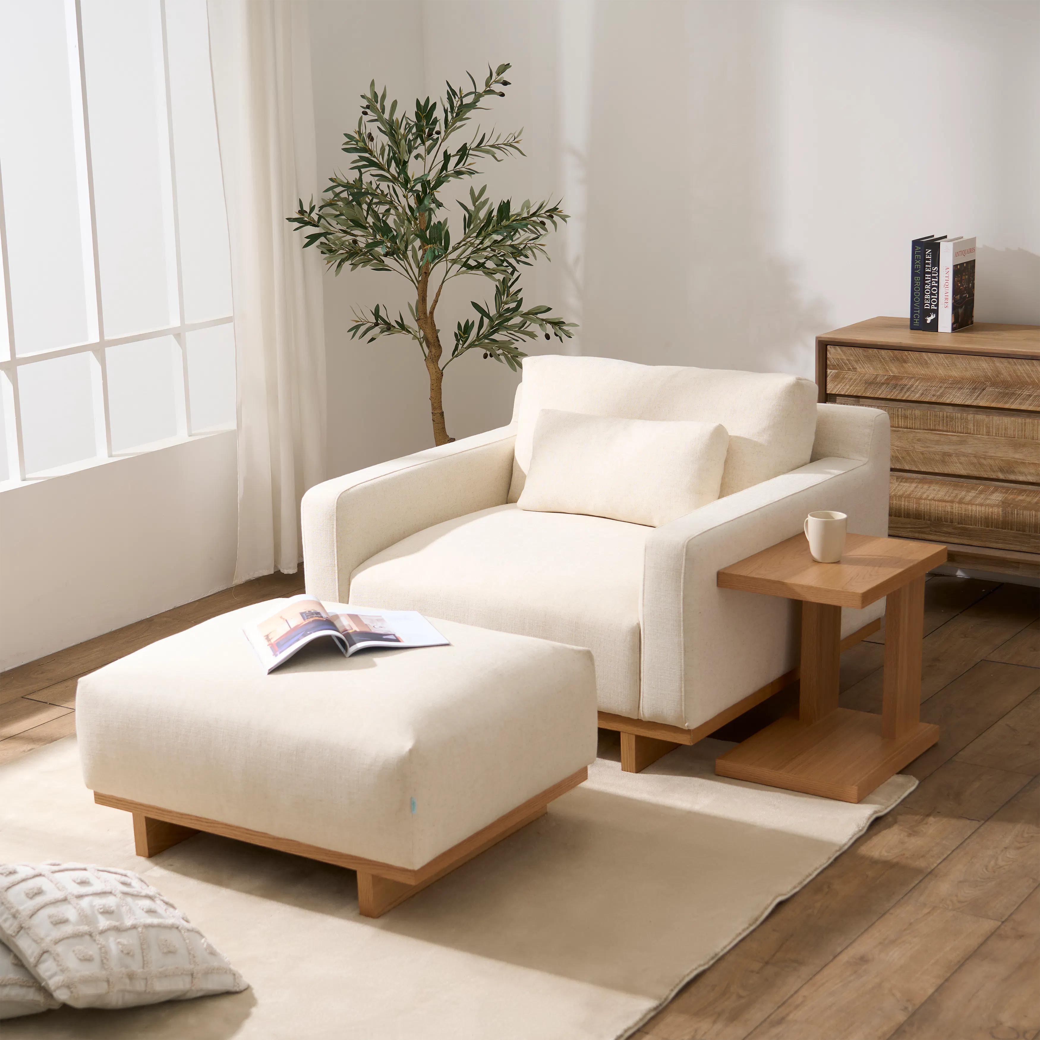 Miu Carry Side Table, Miu by HipVan | View at HipVan Atelier Showroom