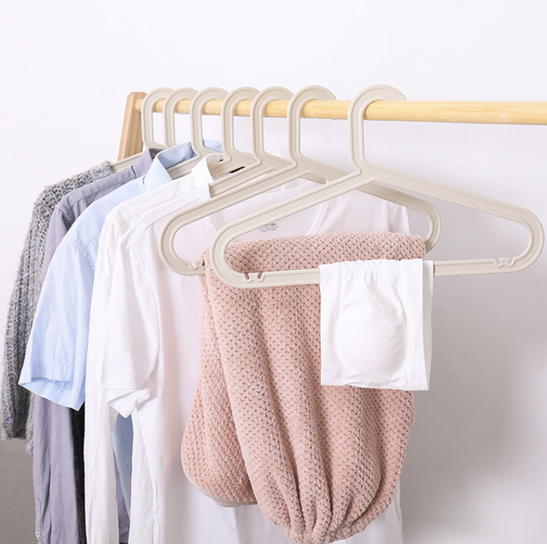 Zoe Plastic Hanger - Black, Wardrobe Organisers by HipVan | HipVan