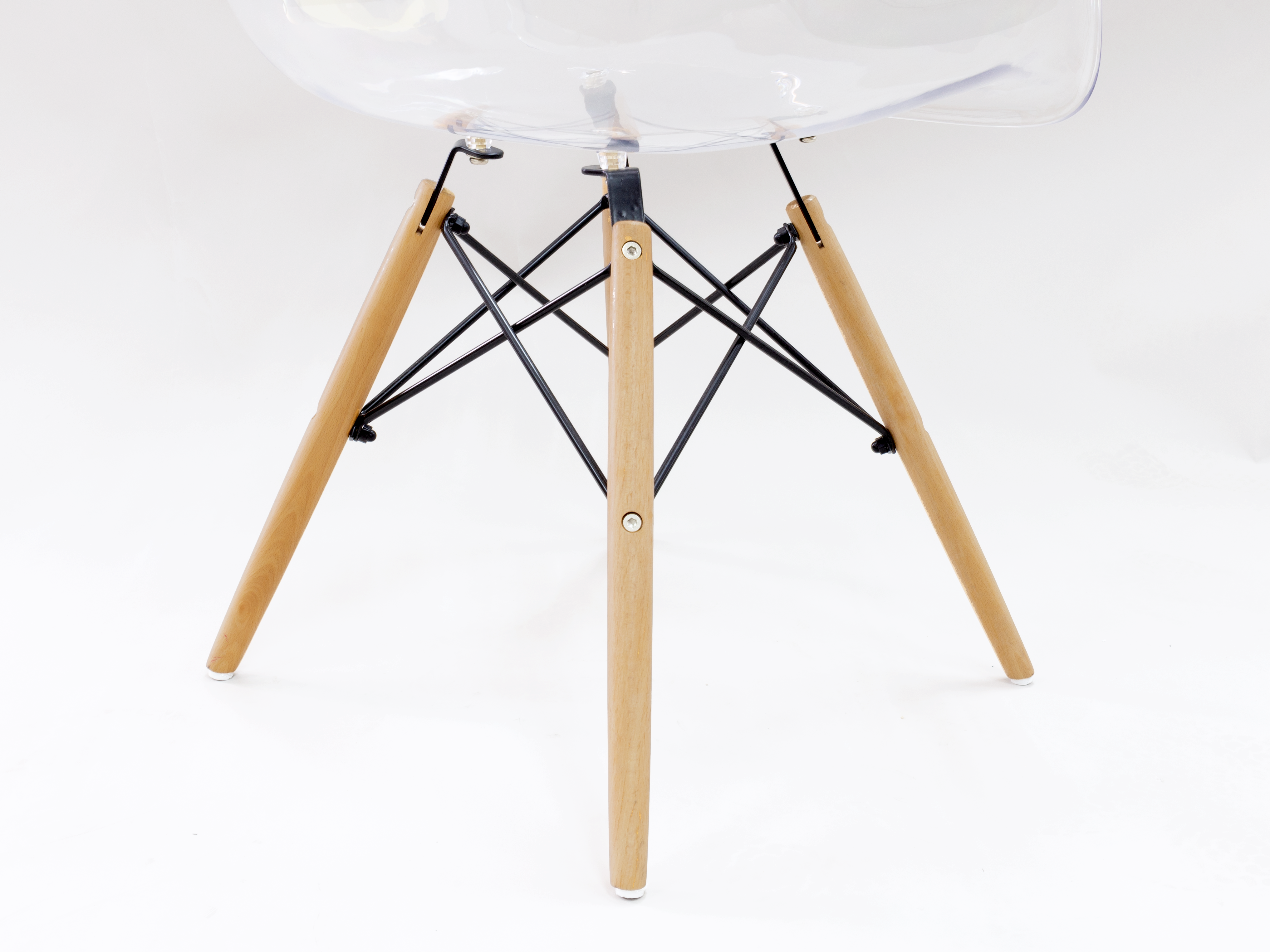 Lars Chair - Natural, Clear, Modern Classics I | HipVan