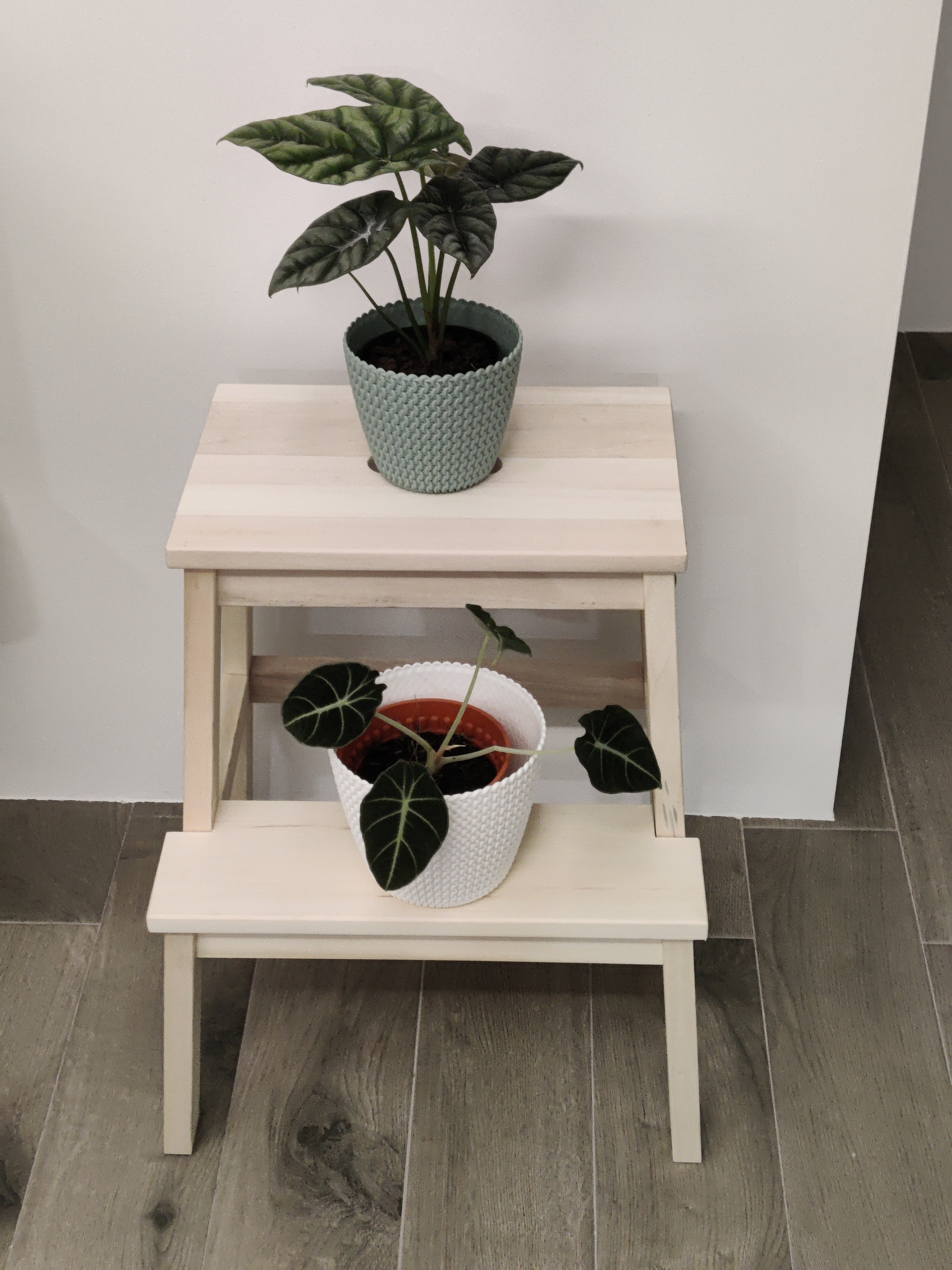 Max Wooden Step Stool - Natural, HV Basic Storage & Accent Furniture ...